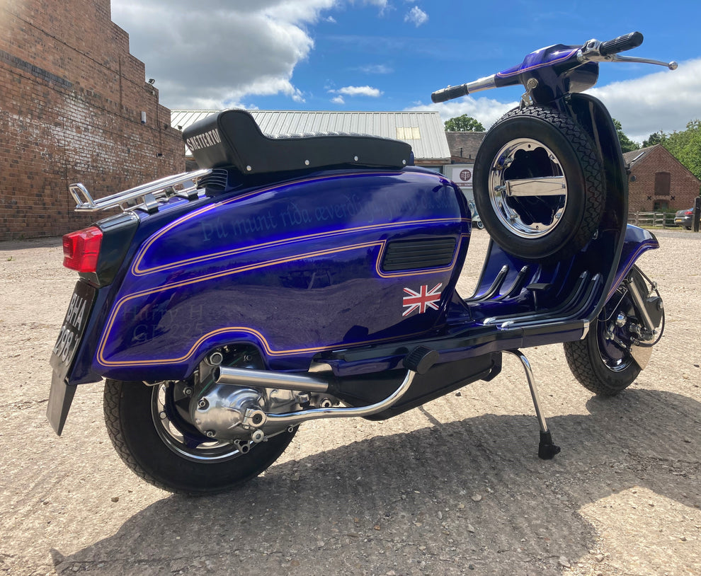 LAMBRETTA 1971 GP125 (RT235) "SHINY AND CHROME" – Disco Dez Scooters