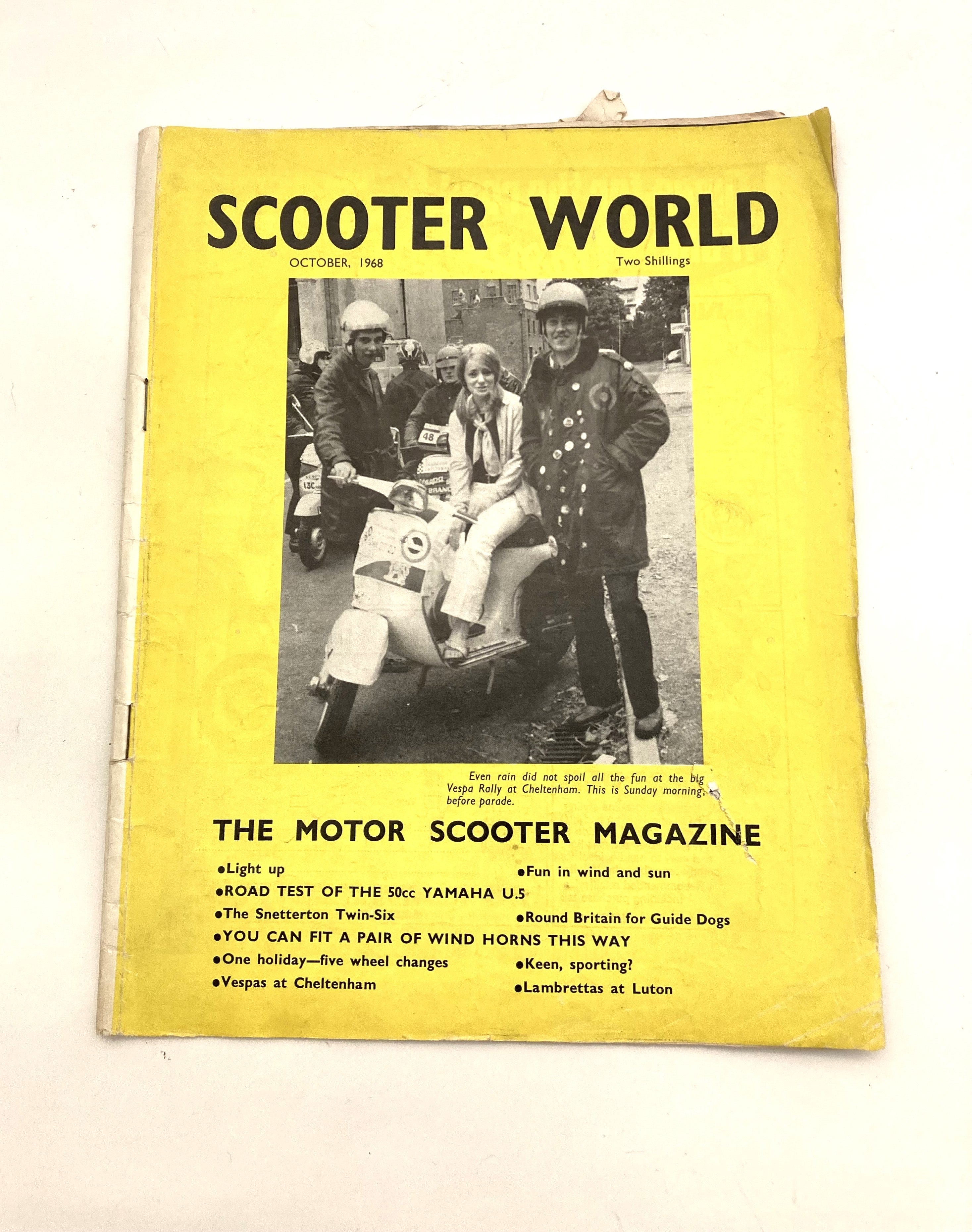 SCOOTER WORLD MAGAZINE OCTOBER 1968 – Disco Dez Scooters