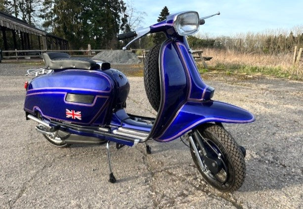 LAMBRETTA 1971 GP125 (RT235) "SHINY AND CHROME" – Disco Dez Scooters